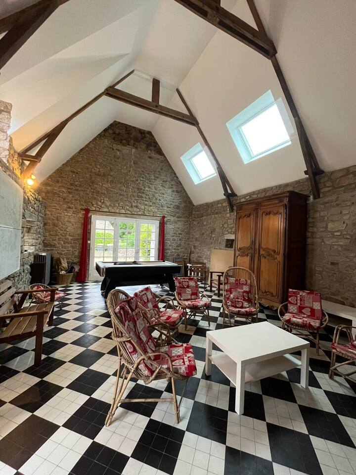 Maison En Granit, Billard Et Tennis Familial, - Locmariaquer