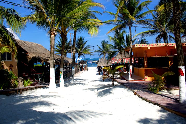 Cabina #5-6 At The Diving Lodge Downtown - Puerto Morelos
