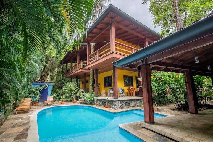 Kandalaya Treetop House: Pool, Next To Beach,shops - Nosara
