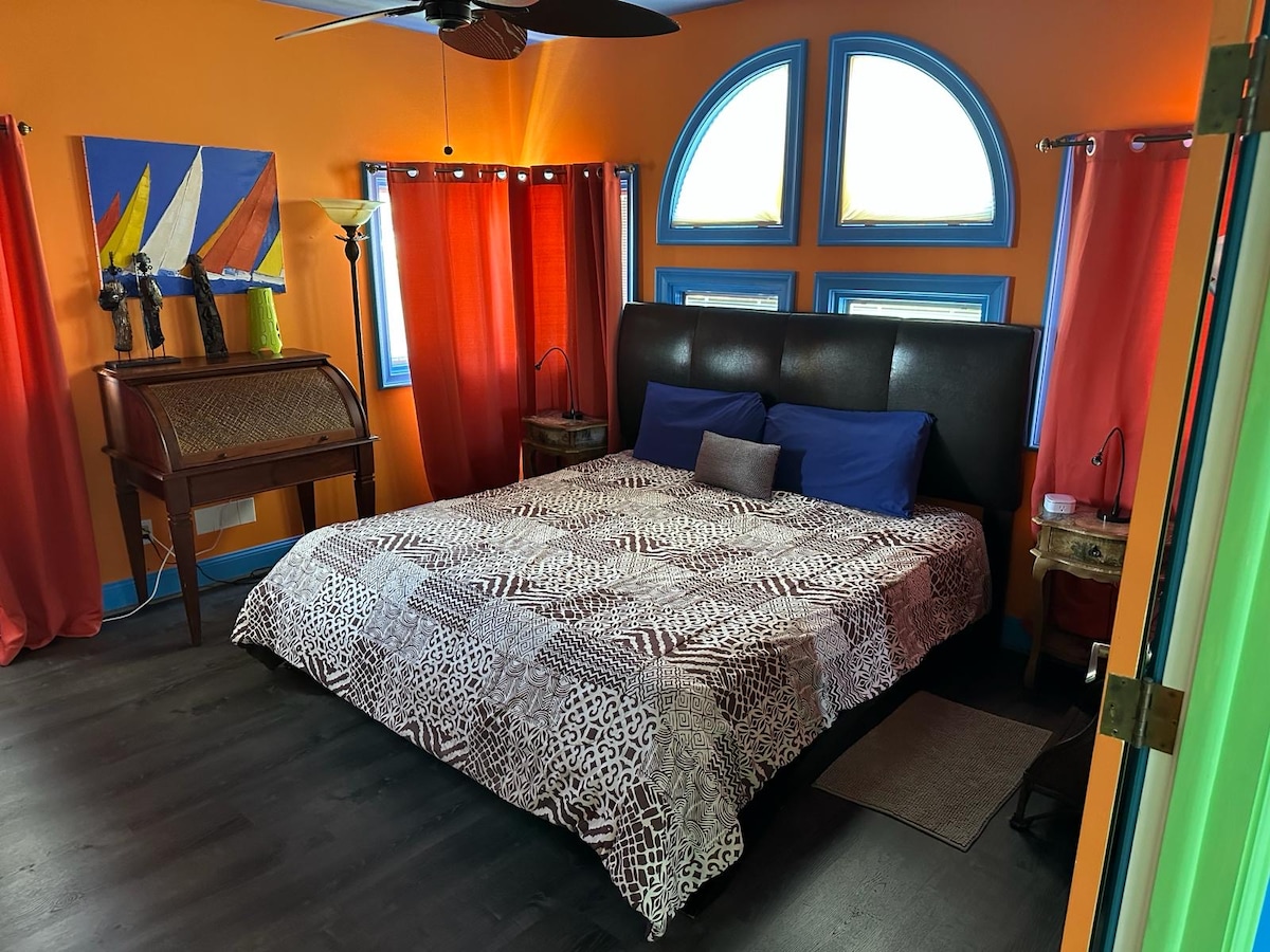 Real World MTV House Key West - 18 to 22 guests - Houses for Rent in ...
