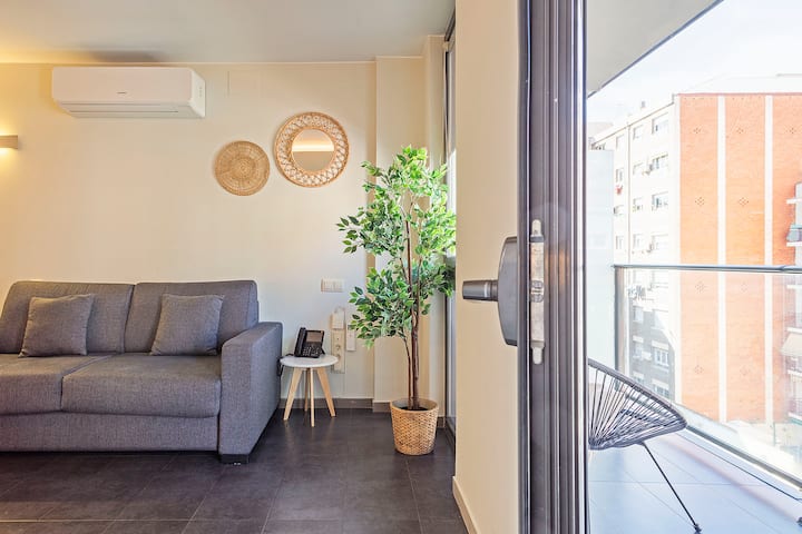Urban Apartment+terrace At Bcn Montjuïc Apartments - Barcelona
