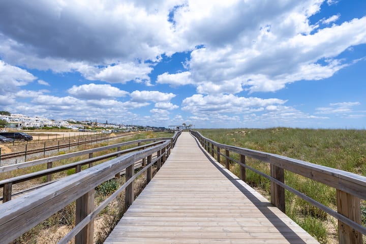 Praia E Vista Sobre A Marina Com Internet - Lagos