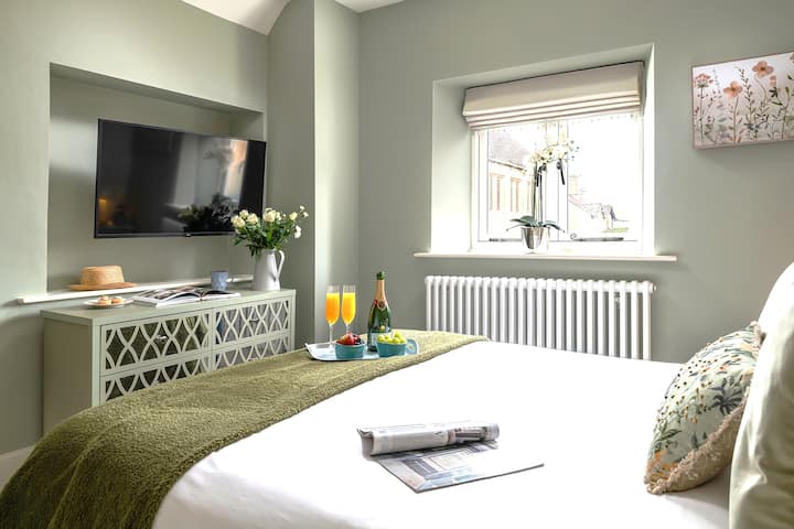 Luxury Cottage Bourton, Dog Friendly, Parking, Gdn - Bourton-on-the-Water