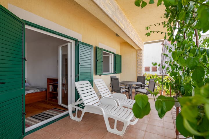 Olea House -> A Stress-free Spot With A Sea View - Trogir