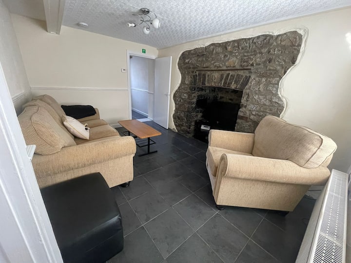 Contractor Accommodation 2 - South Wales