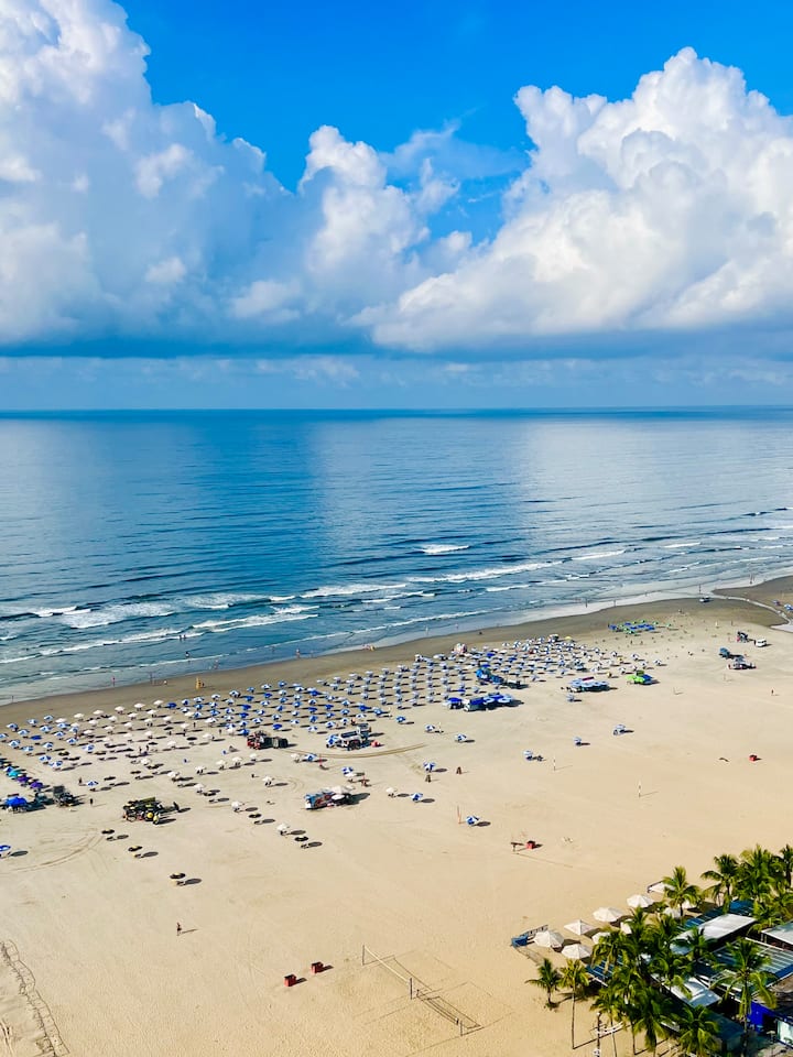 Apartamento Com Ampla E Linda Vista Para O Mar. - Praia Grande