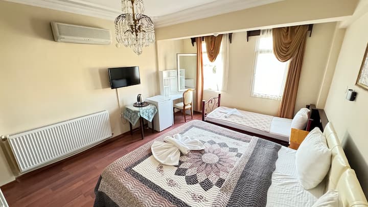 5 People Family Room In Selcuk Center Near Ephesus - Şirince