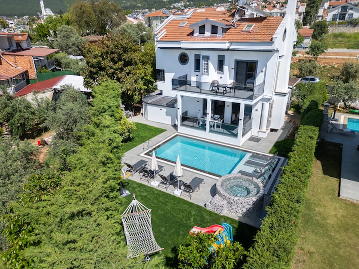Magnificent Villa Eagle With Its Renewed Face - Ölüdeniz