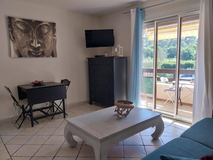 Joli Appartement Proche De La Mer - La Croix-Valmer