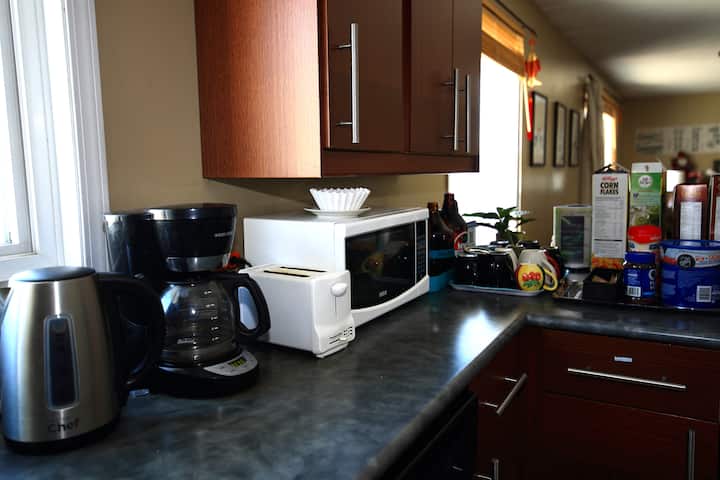 Private Queen Bed Room With Door Lock - Yellowknife