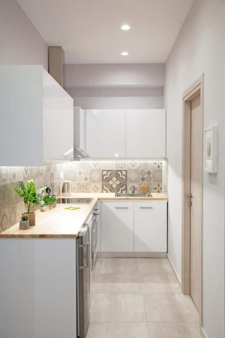 Omnia Pagrati - Superior Studio With Veranda - Athens