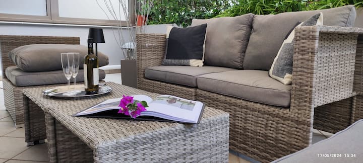 Luminoso Bilocale, Con Terrazza E Garage Privato - Florence