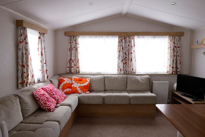 Family Friendly Caravan Near Bude Beach & Town - Bude