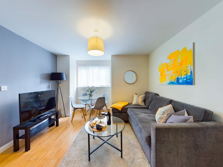 Modern 2br Apartment | Patio | Pets Welcome - Oxford