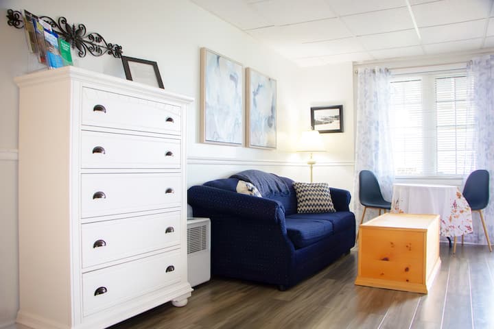 The Worn Doorstep - Guest Suite In Great Location! - Île de Cap Breton
