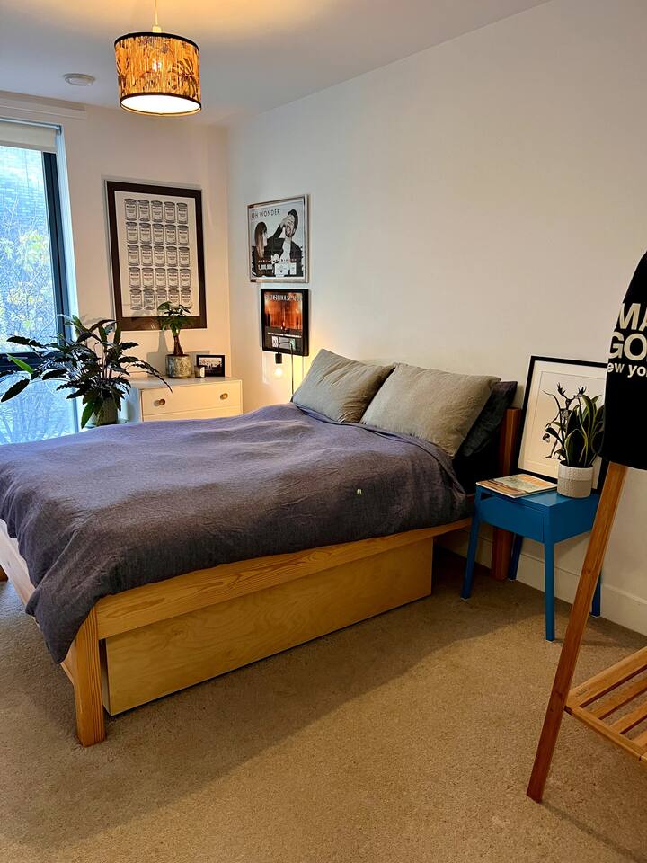 Modern Spacious Room In Heart Of East London - Leyton