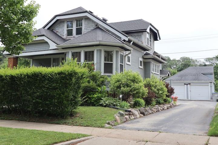 Little Farmhouse In The City - Milwaukee