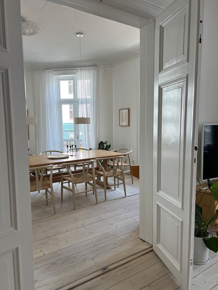 200 M2 Family Apart In Hipster Area - Copenhague