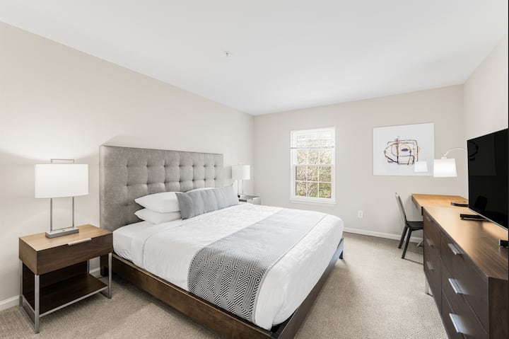 Quiet 2 Bed Apt | Resort Amenities - Bucks County, PA