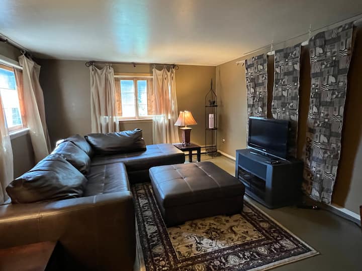 The Happy Bungalow - Bismarck, ND