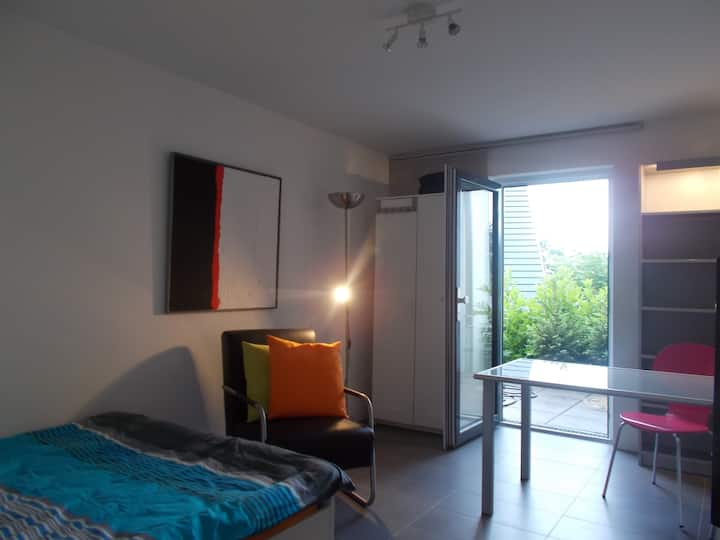 Apartment In Modern House - Stuttgart