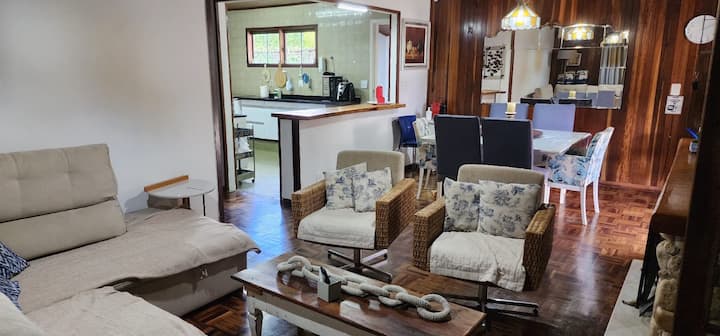 Arejada, Moderna, Pet Friendly E Aquela Lareira. - Campos do Jordão