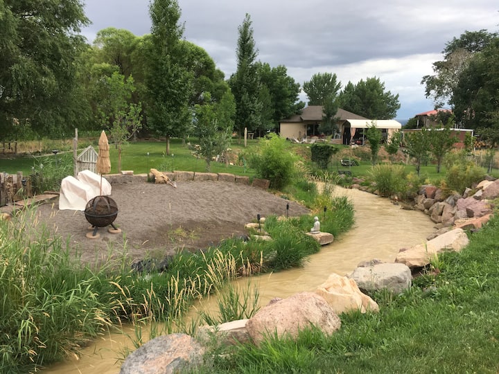 Private Cedar Creek Gem*near Mtjairport/blk Canyon - Montrose, CO