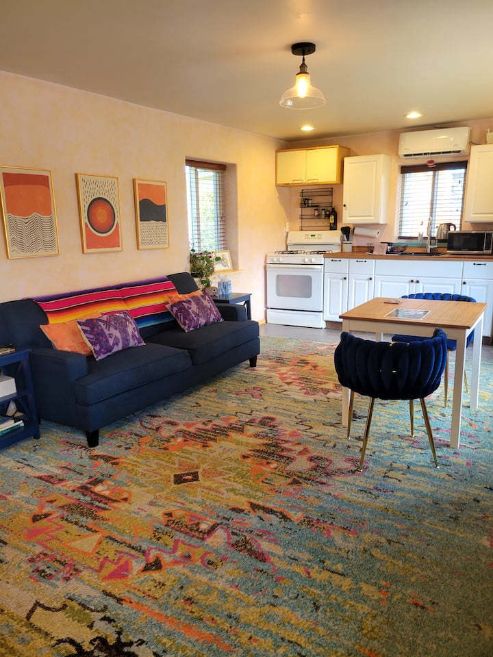 The Gold Heart Of Grass Valley W Outdoor Bathtub - Grass Valley, CA