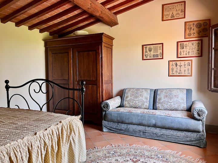Cozy First Floor Apartment - San Miniato