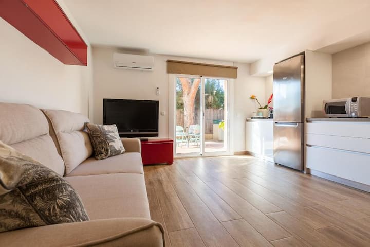 Cabrils 1br Luxury Loft With Mountain Views - Mataró