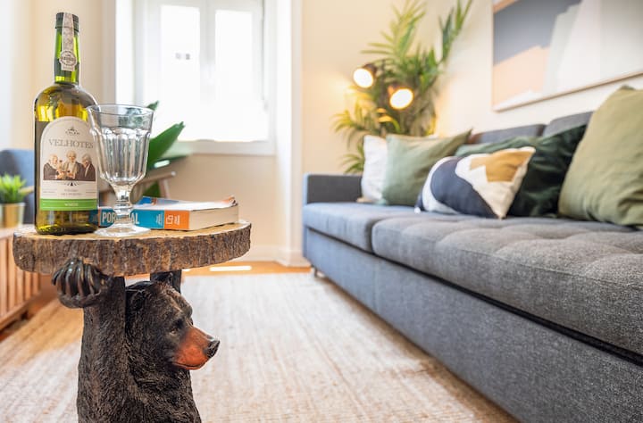 Loft •Walk To Sights •Fastwifi •Freepublicparking - Ajuda