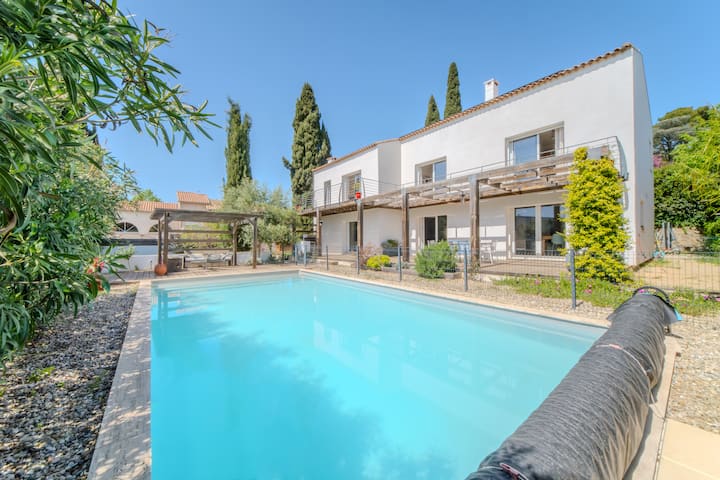 Villa, Piscine Et Jardin Dans Castelnau-le-lez - Montpellier