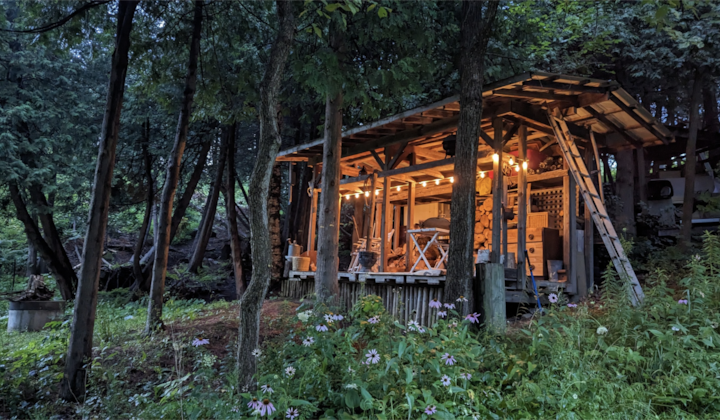 An Off-grid, Earth Heart, Spiritual Experience - Hockley Valley