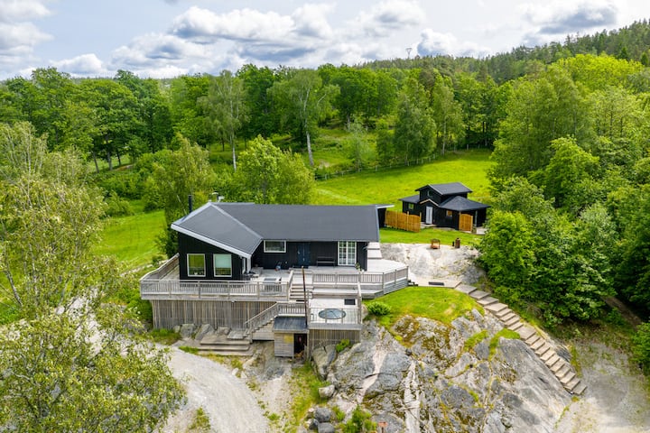 Amazing House With Guesthouse In Westcoast Sweden - Orust