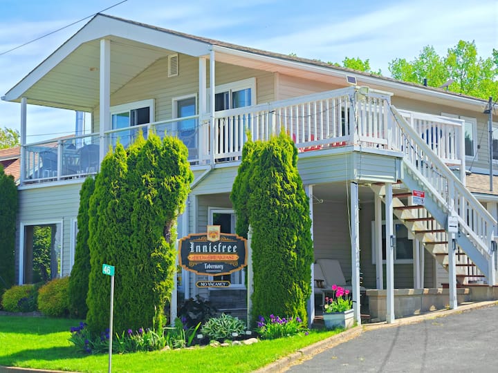 Harborfront Ensuite | Cozy Stay At Innisfree B&b 1 - Tobermory