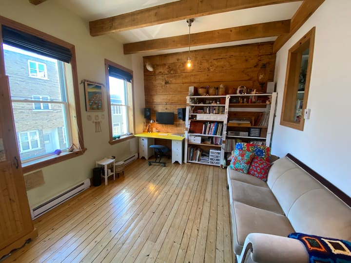 Grande Chambre Pour Colocation Au Centre-ville! - Québec, QC