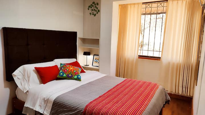 Habitación + Baño Privado - Cusco