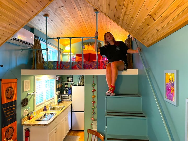 Secret Gardens Tiny House - Winchester, VA