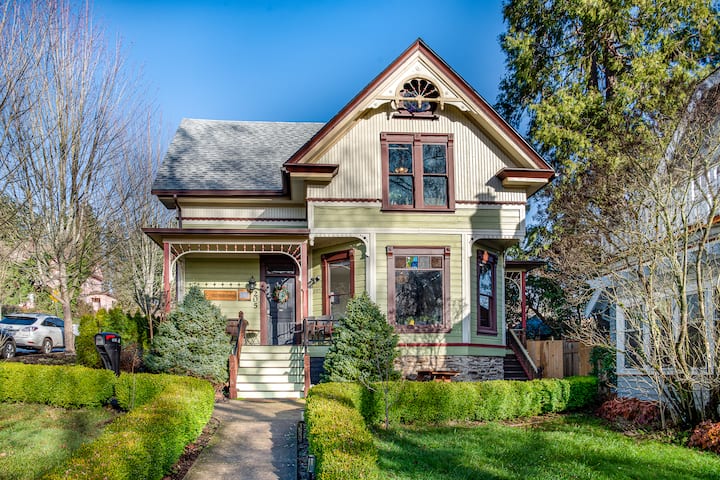 Exquisite Historic Landmark For Large Groups(10br) - Eugene, OR