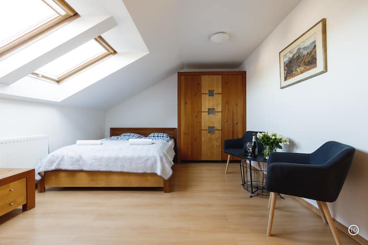 Krupówki 16, Pokój Nr 10, Na Szczytach - Zakopane