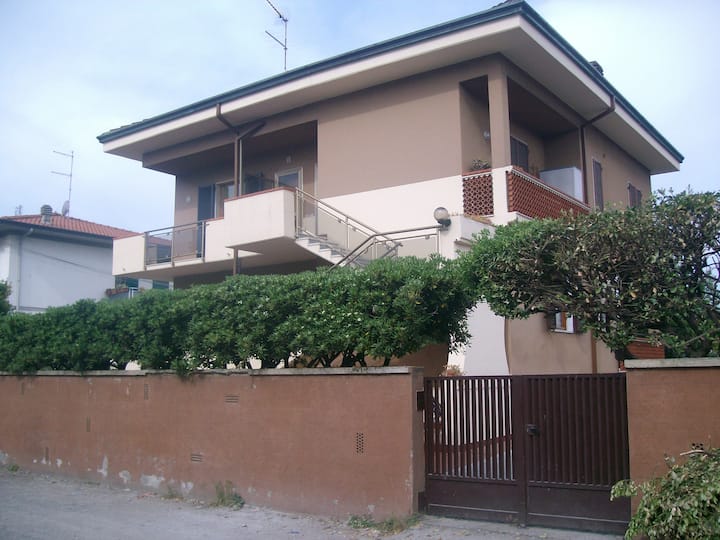 Casa Marina-cin-it045003c2dbpy5wyy - Marina di Massa