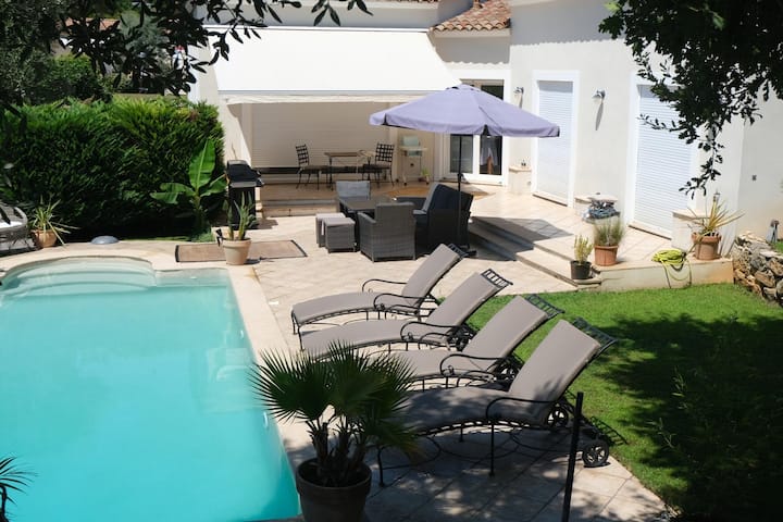 10mn De Cannes, Villa Entière De 150m2. - Le Cannet