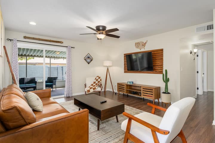 Cozy, Private Getaway With Pool - 메사