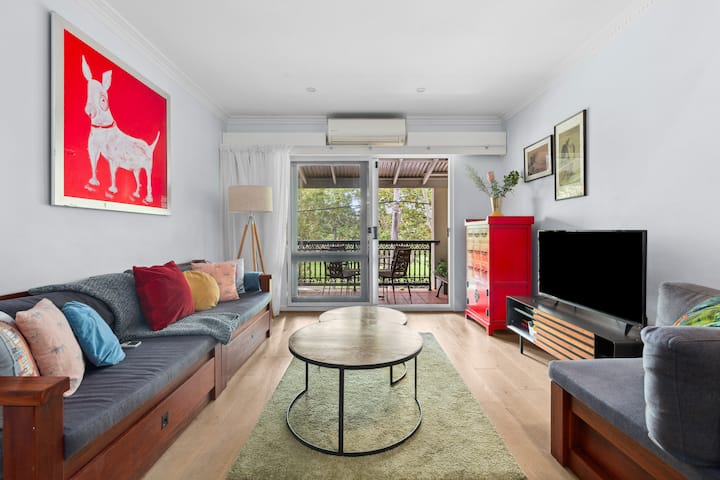 Hip Inner-city Living In Vibrant Erskineville - Sidney