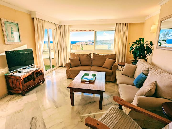 Sunset View ·Terrace · By Beach · Infinity Pools - Benalmádena