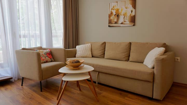 Stylish 1-bedroom Apartment With Rooftop Terrace - Obzor