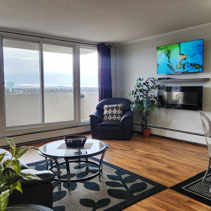 Beautiful One Bedroom Condo In Central Red Deer - Red Deer