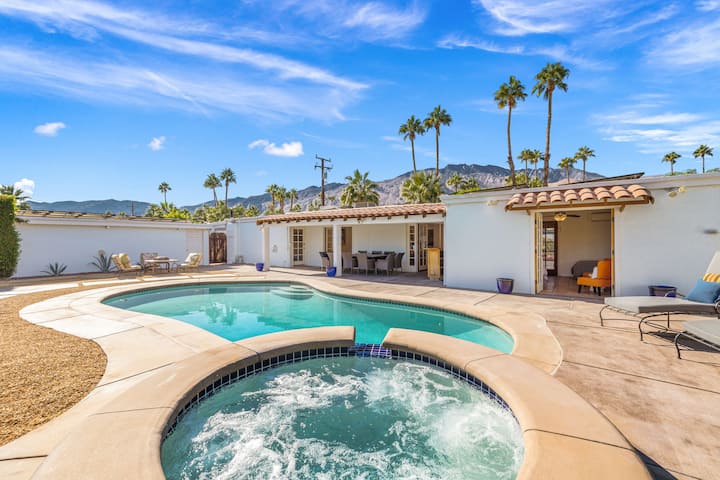 Synergi Oasis: Hot Tub Pool Ev Charger - Downtown - Palm Springs, CA