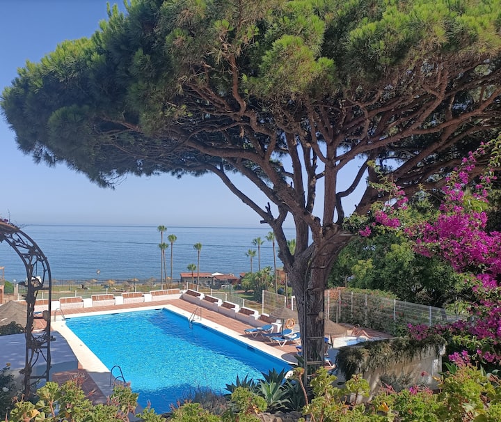 Beachfront Flat With Terrace - Costa del Sol