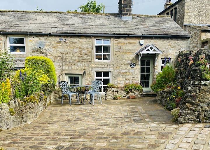 Hill Top Cottage, Grassington - Grassington